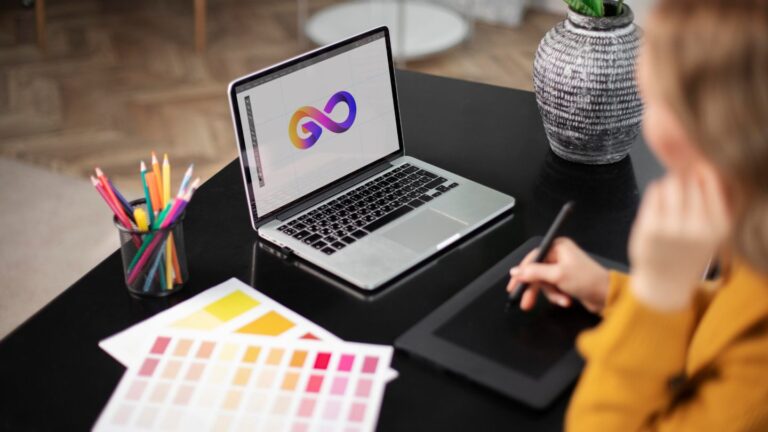 Graphic Design vs Digital Design: Key Differences Explained